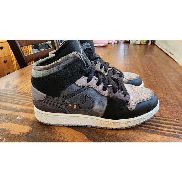 Jordan | Shoes | Jordan Mid Craft Inside Out Black Gs Kids Size 55 ...